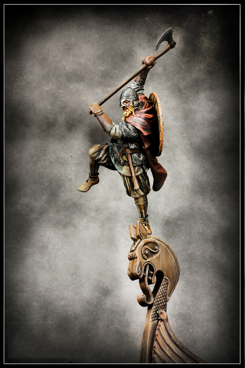 Viking Axeman, 10th Century | M.M - Figures Store